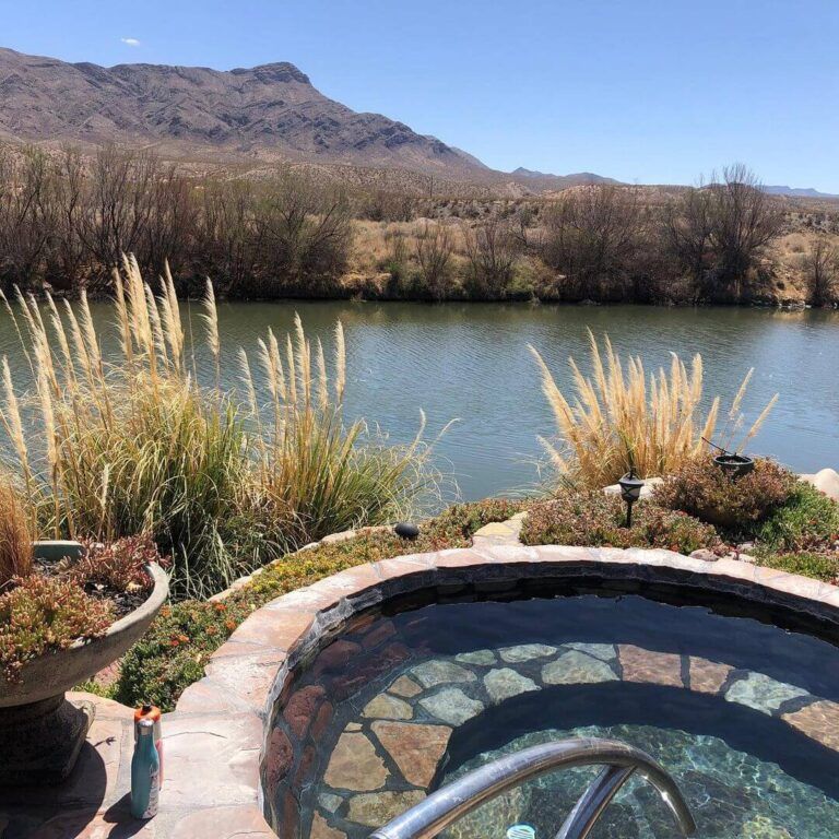 27 Amazing New Mexico Hot Springs and Mineral Baths (New Photos)