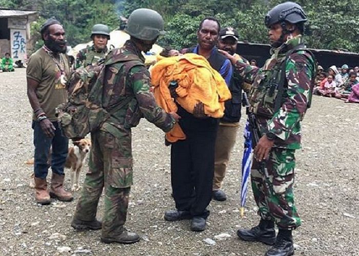 Kisah Haru Dan Dramatis Prajurit Tni Dalam Pertempuran Di Utikini