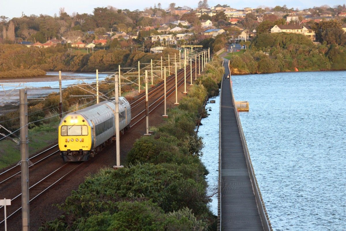 Photos - Silver Fern to Matamata - nzrailphotos.co.nz