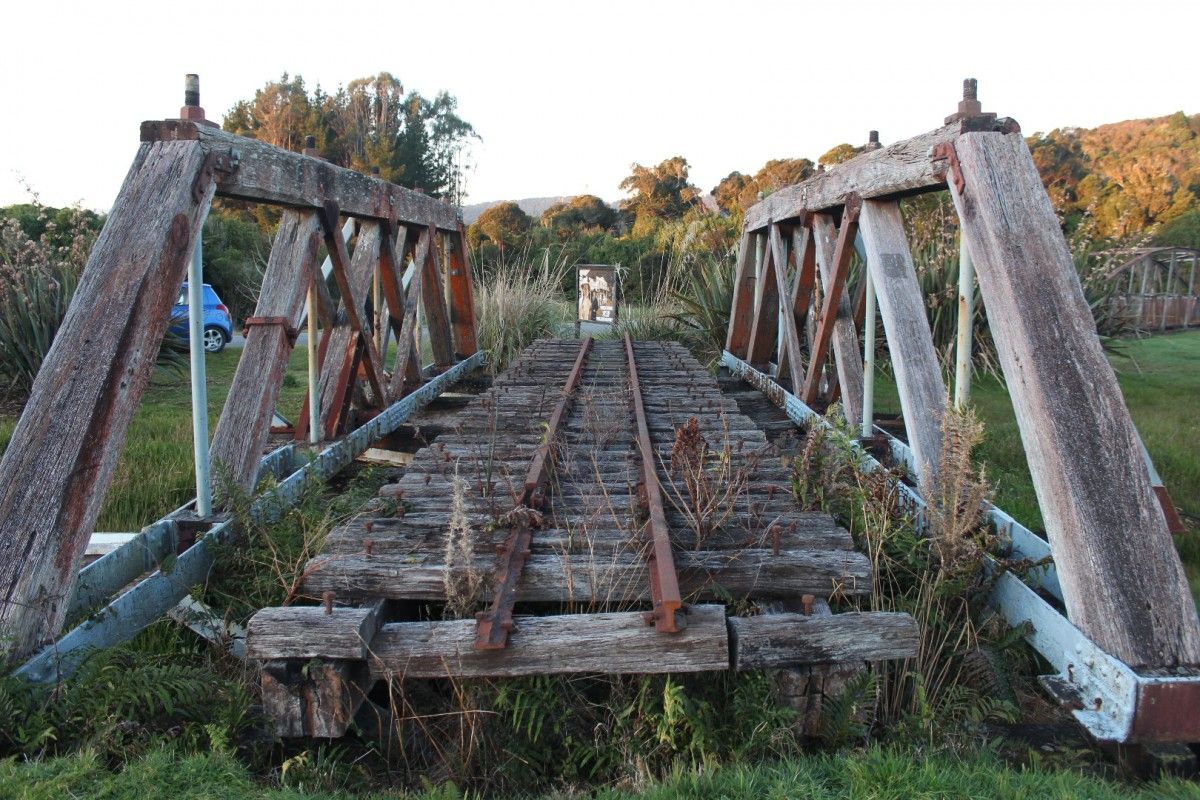Photos - Shantytown - nzrailphotos.co.nz