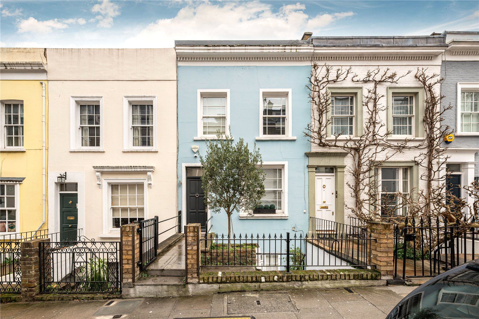 OB Private - Campden Hill Road, W8