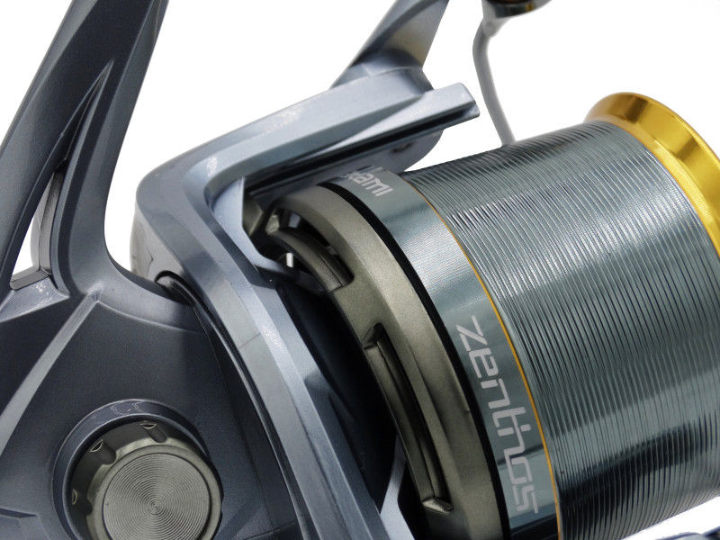 Carrete Akami ZENTHOS - Pescaracing