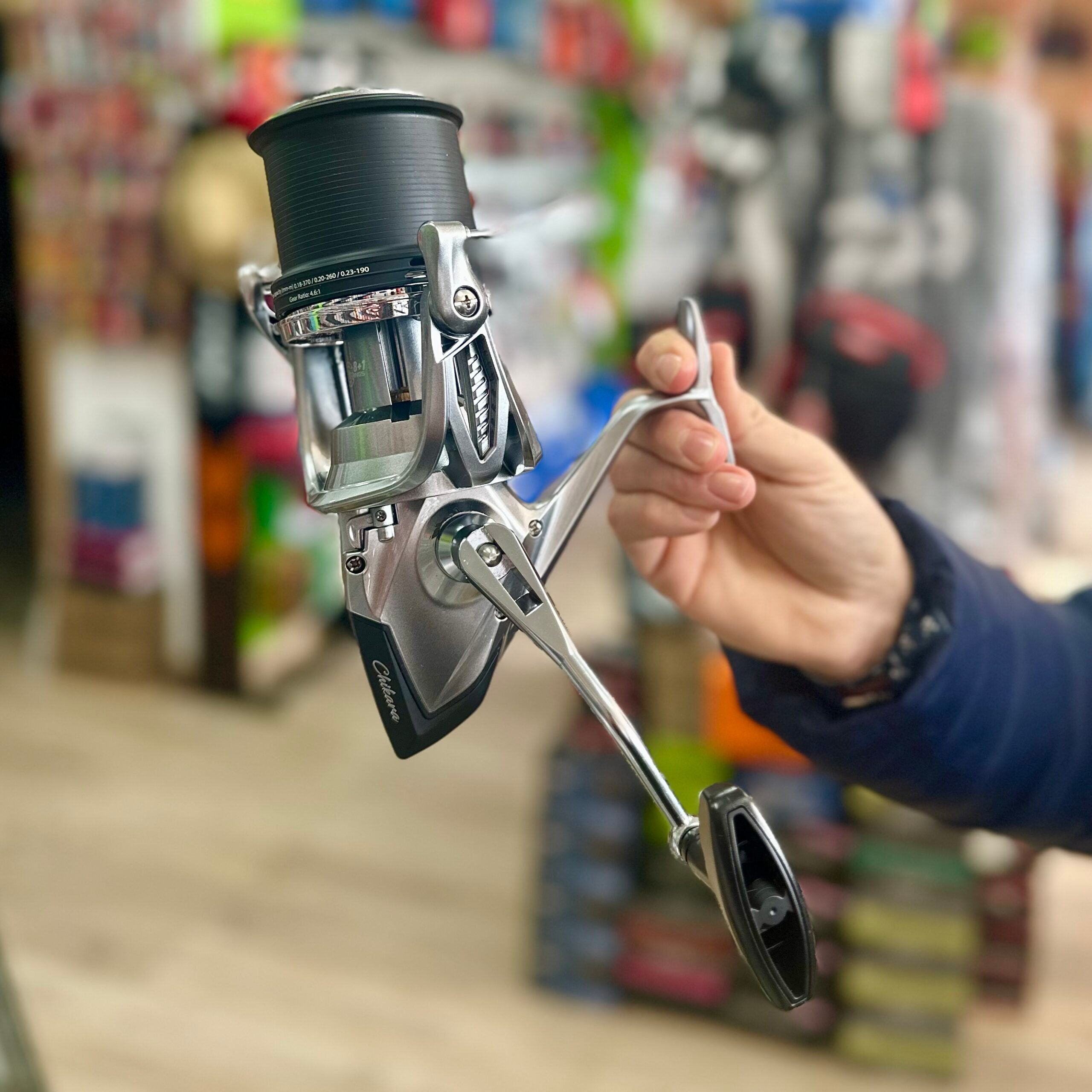 Carrete Akami CHIKARA - Pescaracing