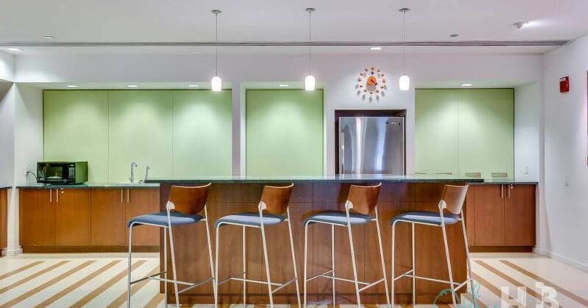 200 East Randolph Street, Chicago, IL 60601 - Office For Lease | Office Hub