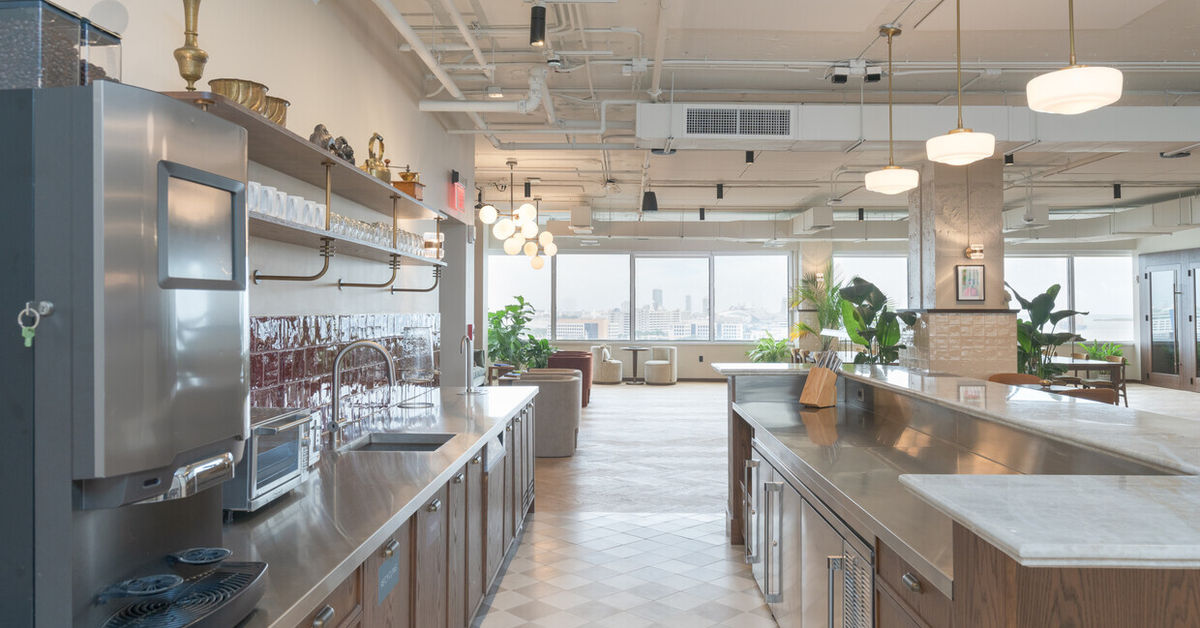 100 Biscayne Blvd, Miami, FL 33132 - Office For Lease | Office Hub