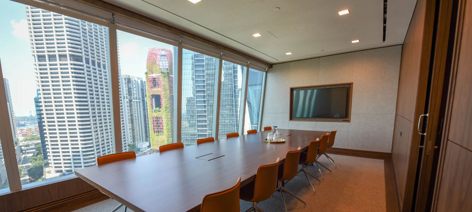 41 Person Enterprise Office at 168 Robinson Road, Singapore | Office Hub