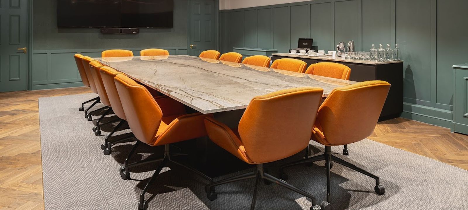7 Person Private Office at 78 Pall Mall, St James's | Office Hub