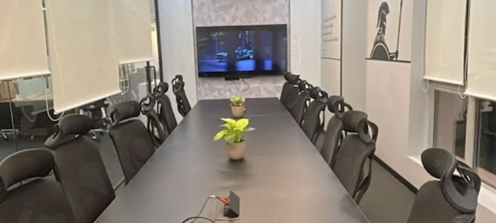 7 Person Coworking Space at Hiranandani Business Park - Lightbridge ...