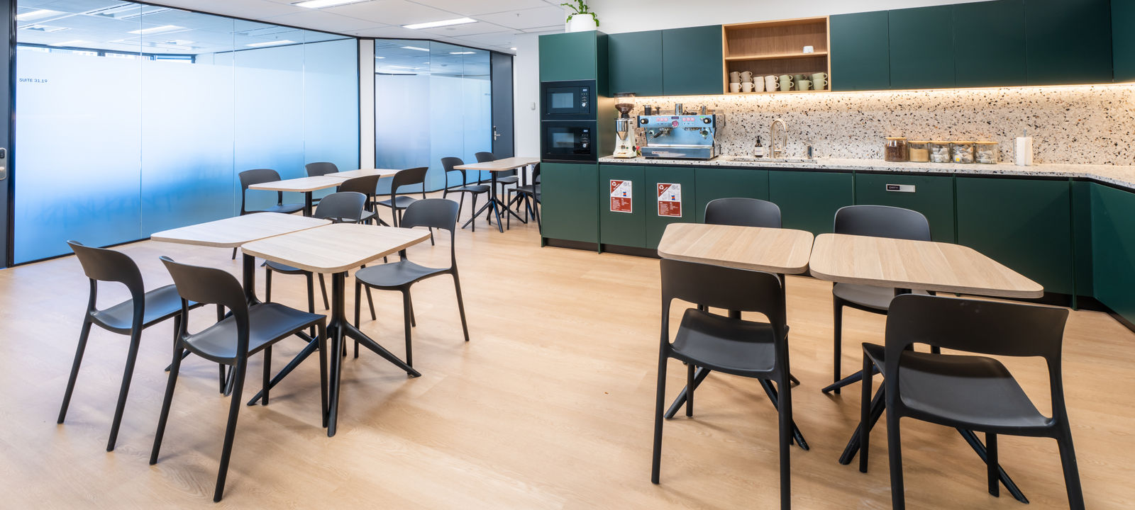 1 Person Coworking Space at 52 Martin Place, Sydney | Office Hub