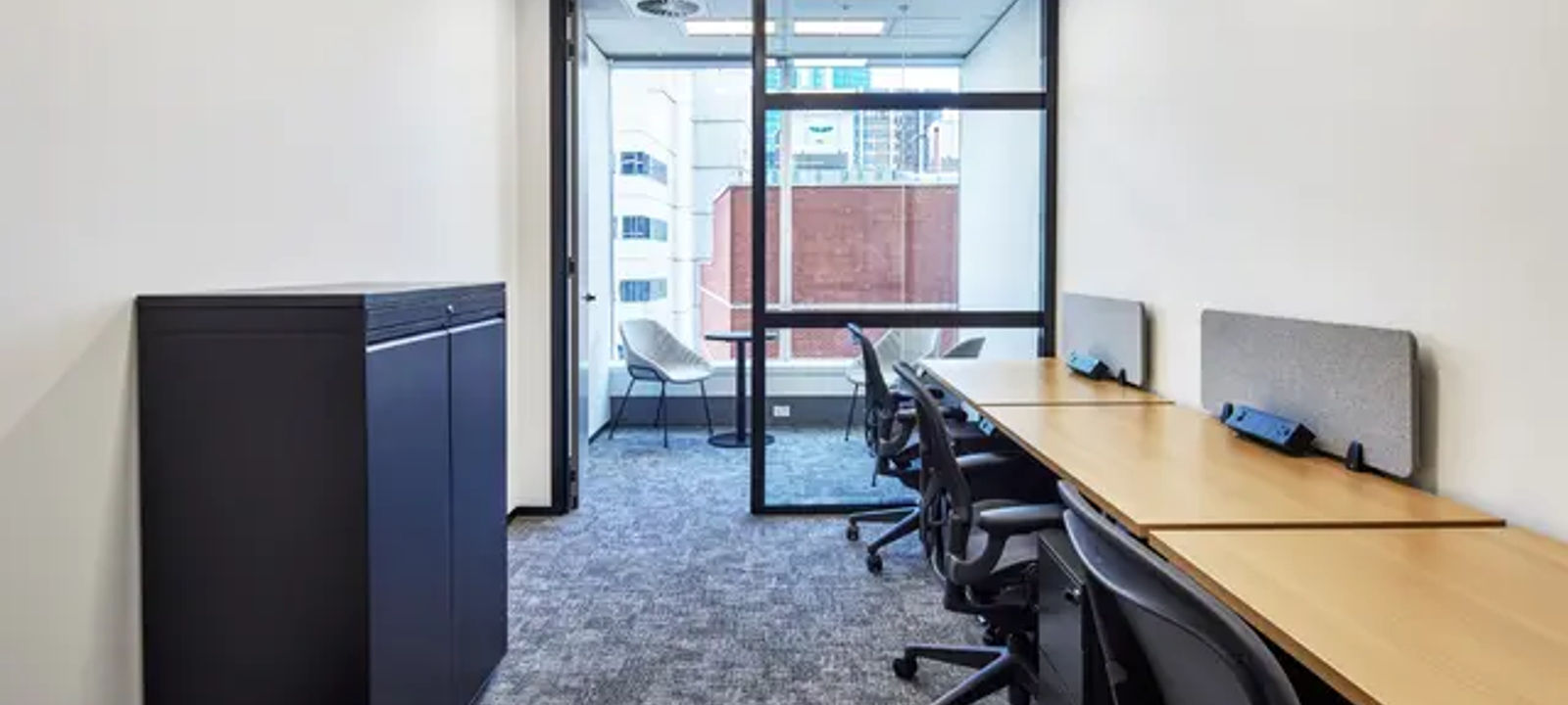 1 Person Coworking Space at 123 Pitt Street, Sydney | Office Hub