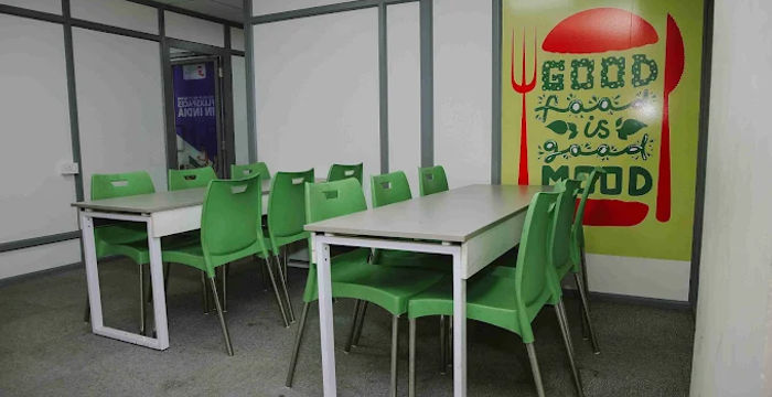 Premises No 6 Raj Bhavan Rd, Somajiguda Hyderabad, Telangana 500082 ...