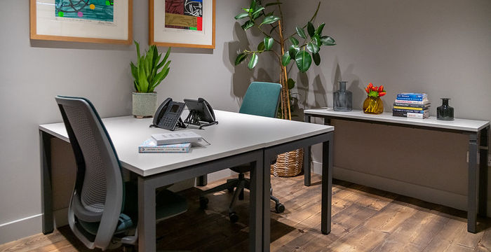 96 Person Enterprise Office at 69-79 Fulham High Street, London ...