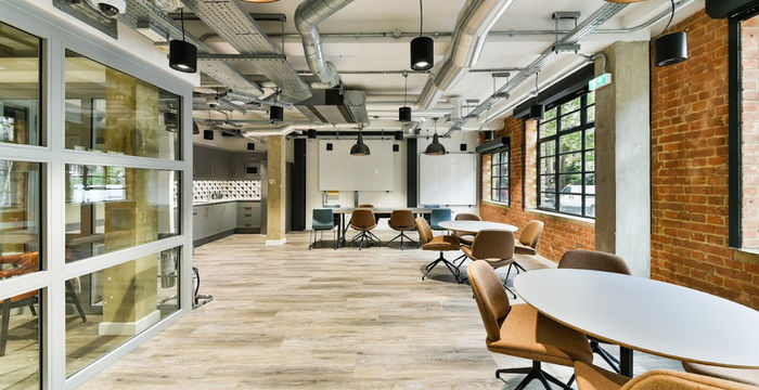 18 Person Enterprise Office at 43-44 Hoxton Square, Shoreditch | Office Hub