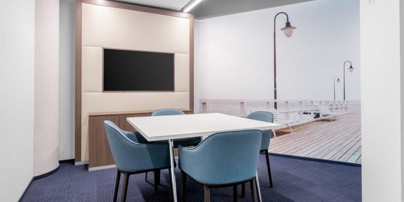 7 Person Private Office at 3A Warynskiego Street Polna Corner, Warsaw | Office Hub
