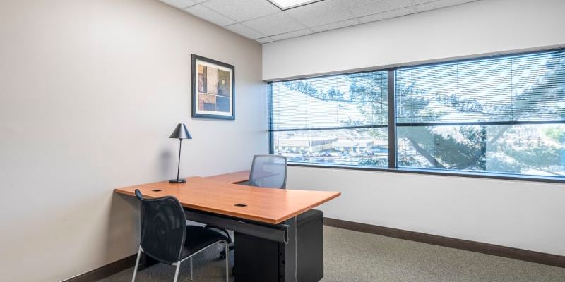 1 Person Virtual Office at 250 Pehle Avenue, Saddle Brook | Office Hub