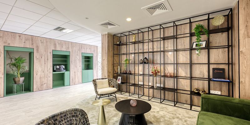 3 Person Coworking Space at 2/4 Bd Michael Faraday, Serris | Office Hub