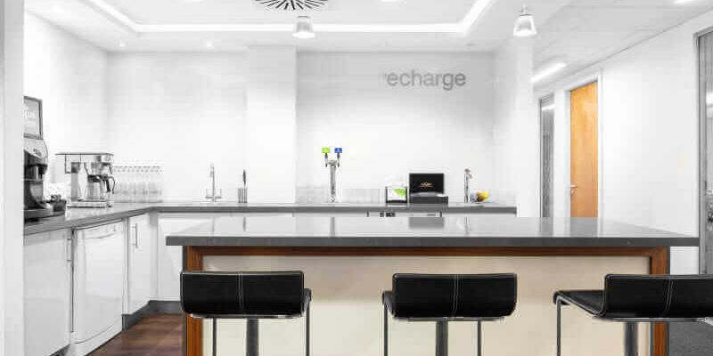 40 Person Private Office at A355 Windsor Drive Beaconsfield Motorway ...