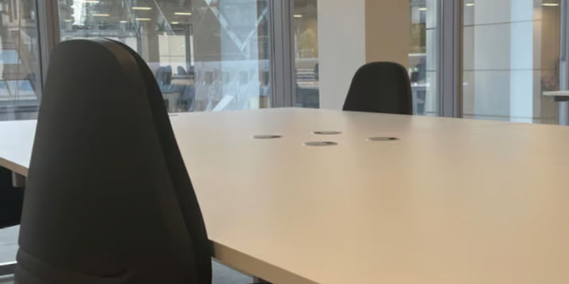 60 Person Managed Space at 18 Bevis Marks, London | Office Hub