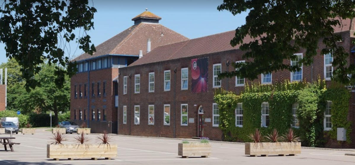Cranfield University: Ranking, Courses and Fees, Requirement & Alumni ...