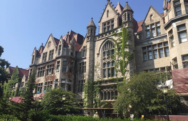 The University of Chicago: Ranking, Courses and Fees, Requirement ...