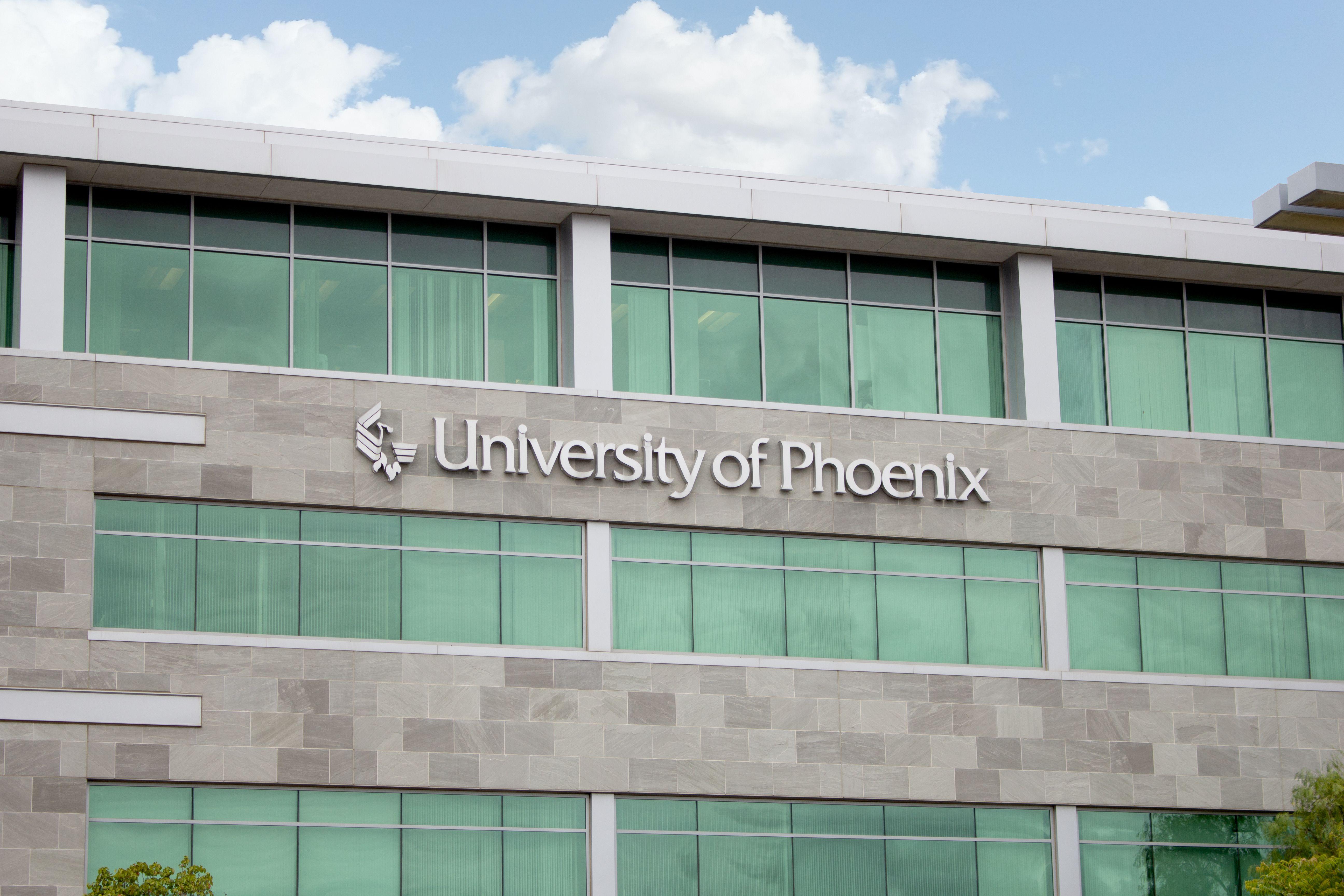 University of Phoenix: Ranking, Courses and Fees, Requirement & Alumni ...