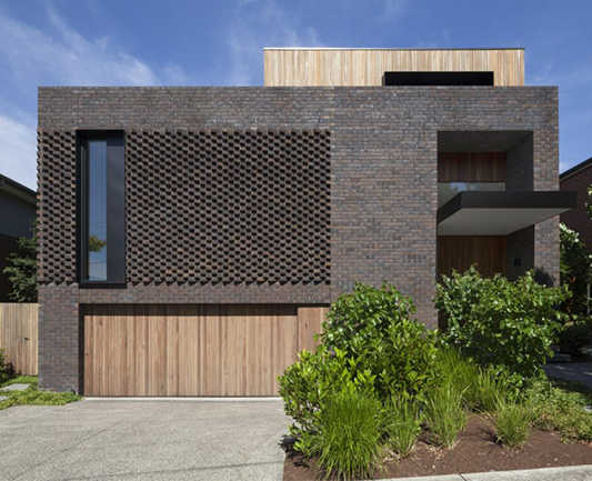 Cell Brick House Landscaping 5 Sustainable Homes Built With Brick