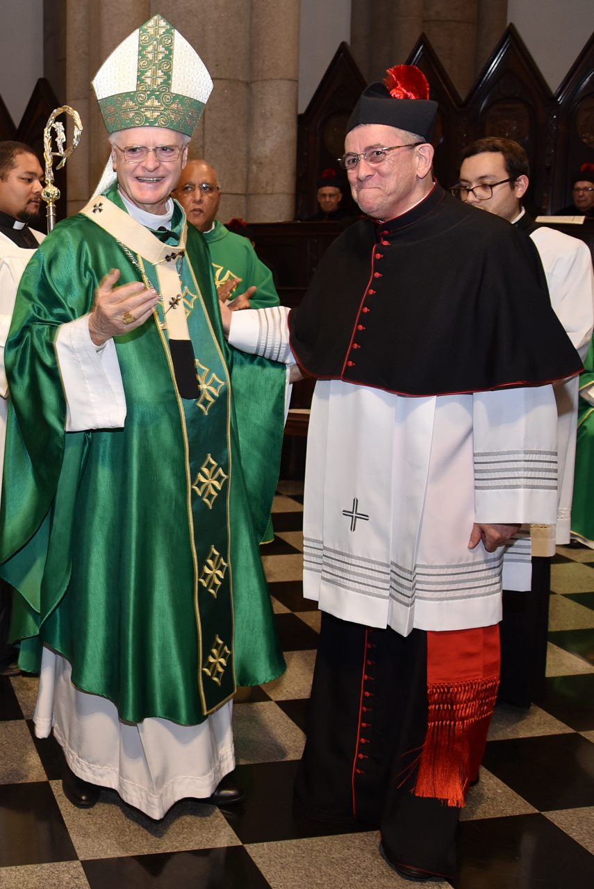 Cônego Tarcísio Mesquita toma posse do ofício no Cabido Metropolitano ...