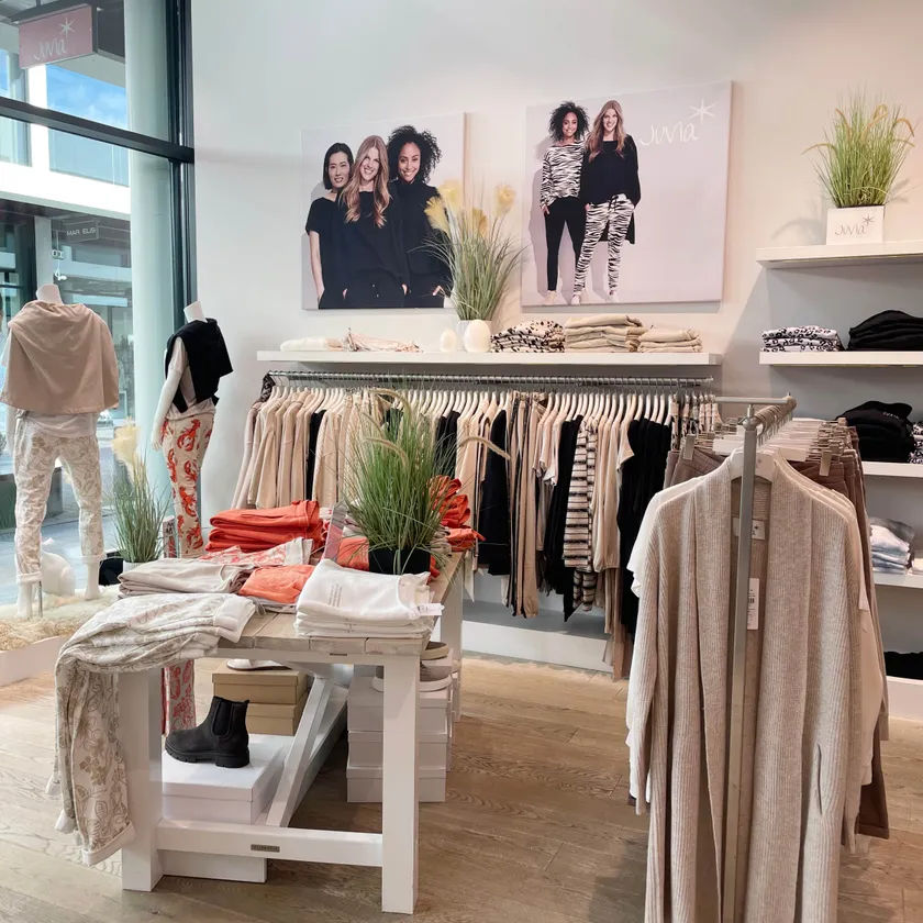 Frischer Wind in den Designer Outlets: Neue Kollektionen nach dem ...