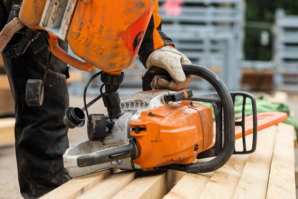 USING AND MIXING FUEL | STIHL SHOP