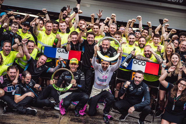 Grand Prix Paddock Club Tickets | Official F1 Tickets - P1 Travel