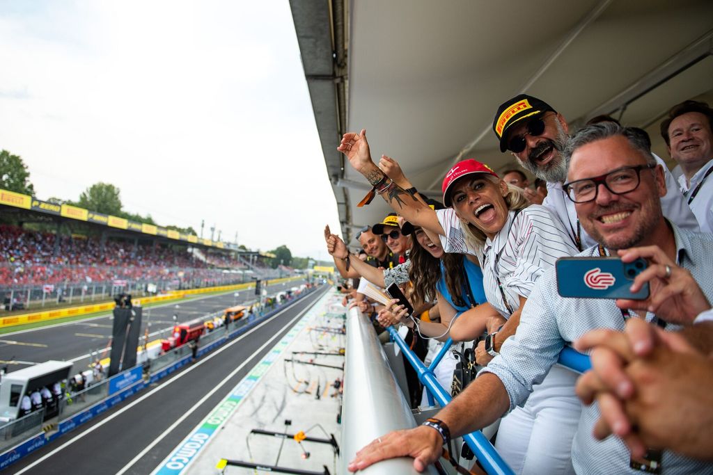 Grand Prix Paddock Club Tickets | Official F1 Tickets - P1 Travel