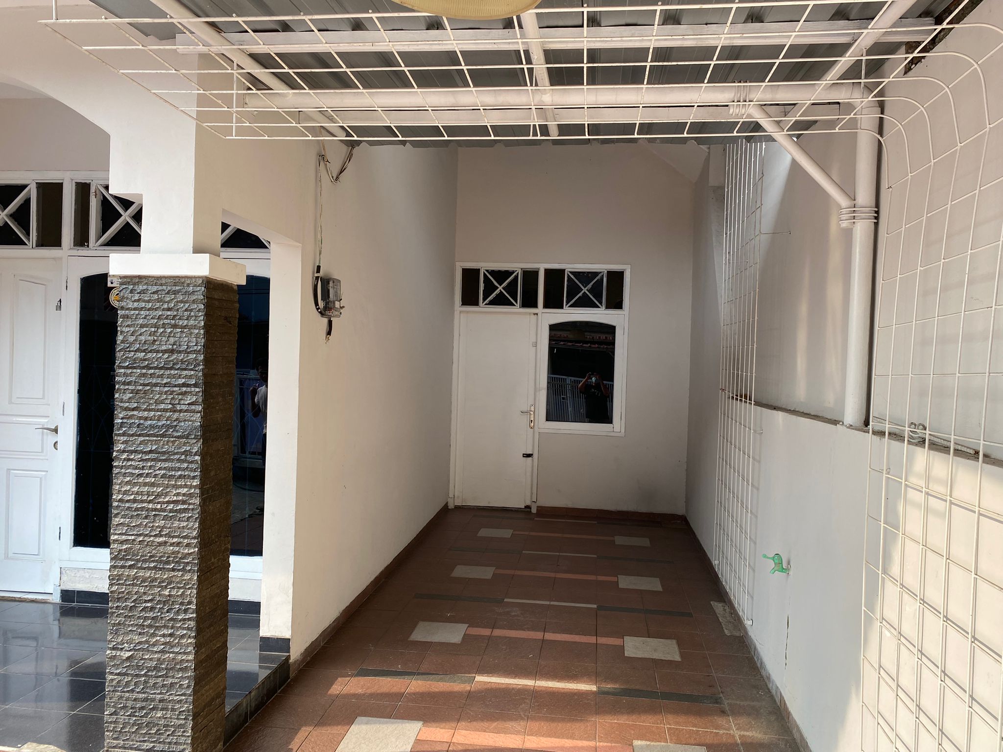 Rumah Jalan Sadewa Raya Dijual - Siap Huni, Siap KPR! - Pashouses