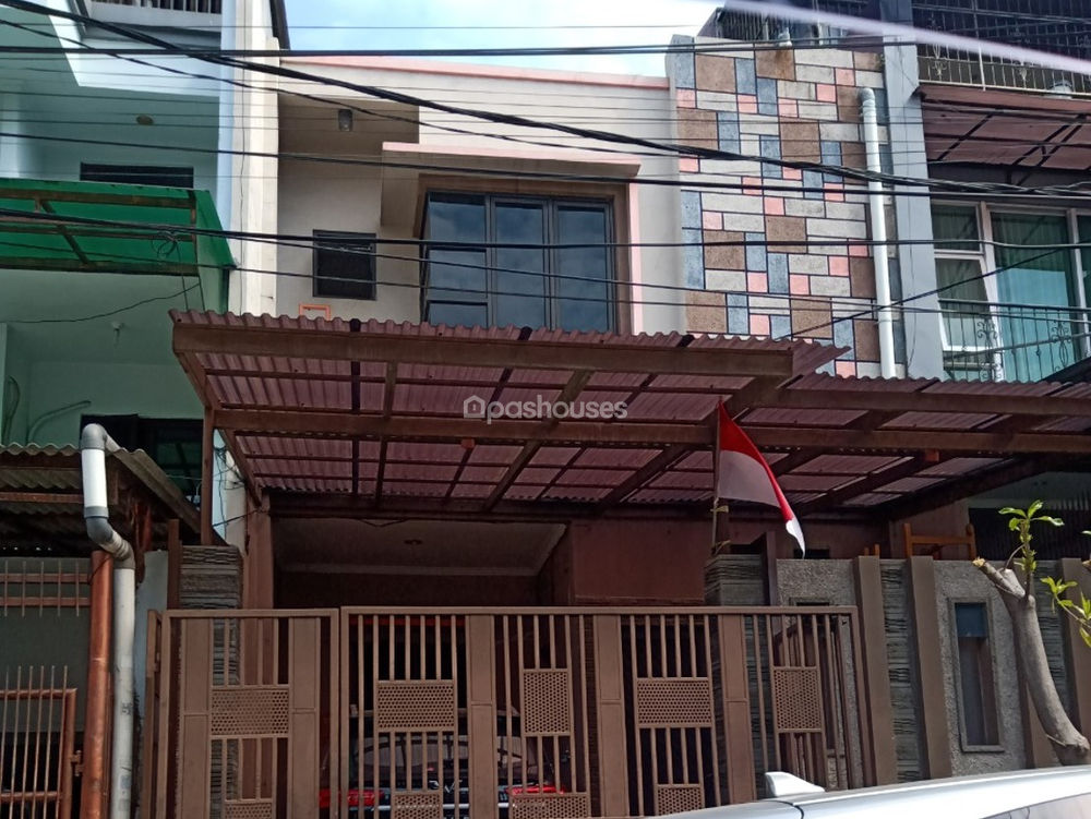 Rumah Komplek Green Garden Dijual - Siap Huni, Siap KPR! - Pashouses