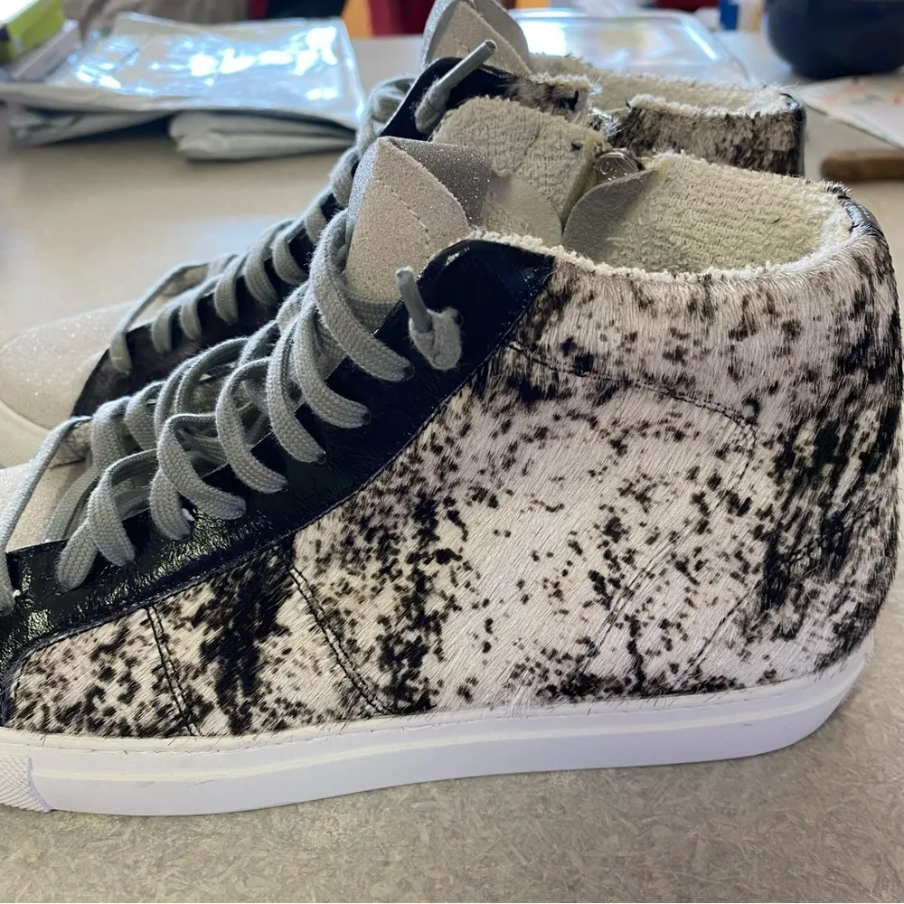 P448 Cow Print Star Sherpa Minimalist Coastal Cowgirl Western High Top ...