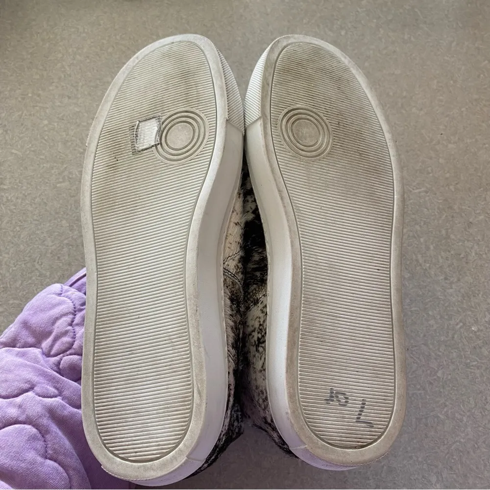 P448 Cow Print Star Sherpa Minimalist Coastal Cowgirl Western High Top ...