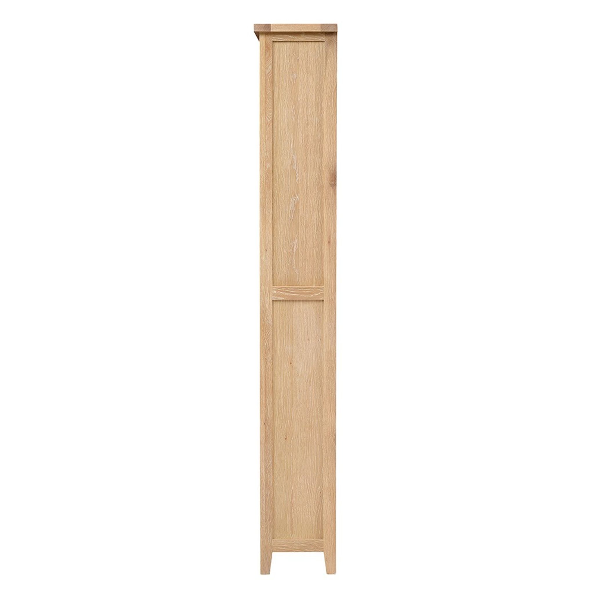 Wooden Bookcases Large & Small | The Cotswold Company