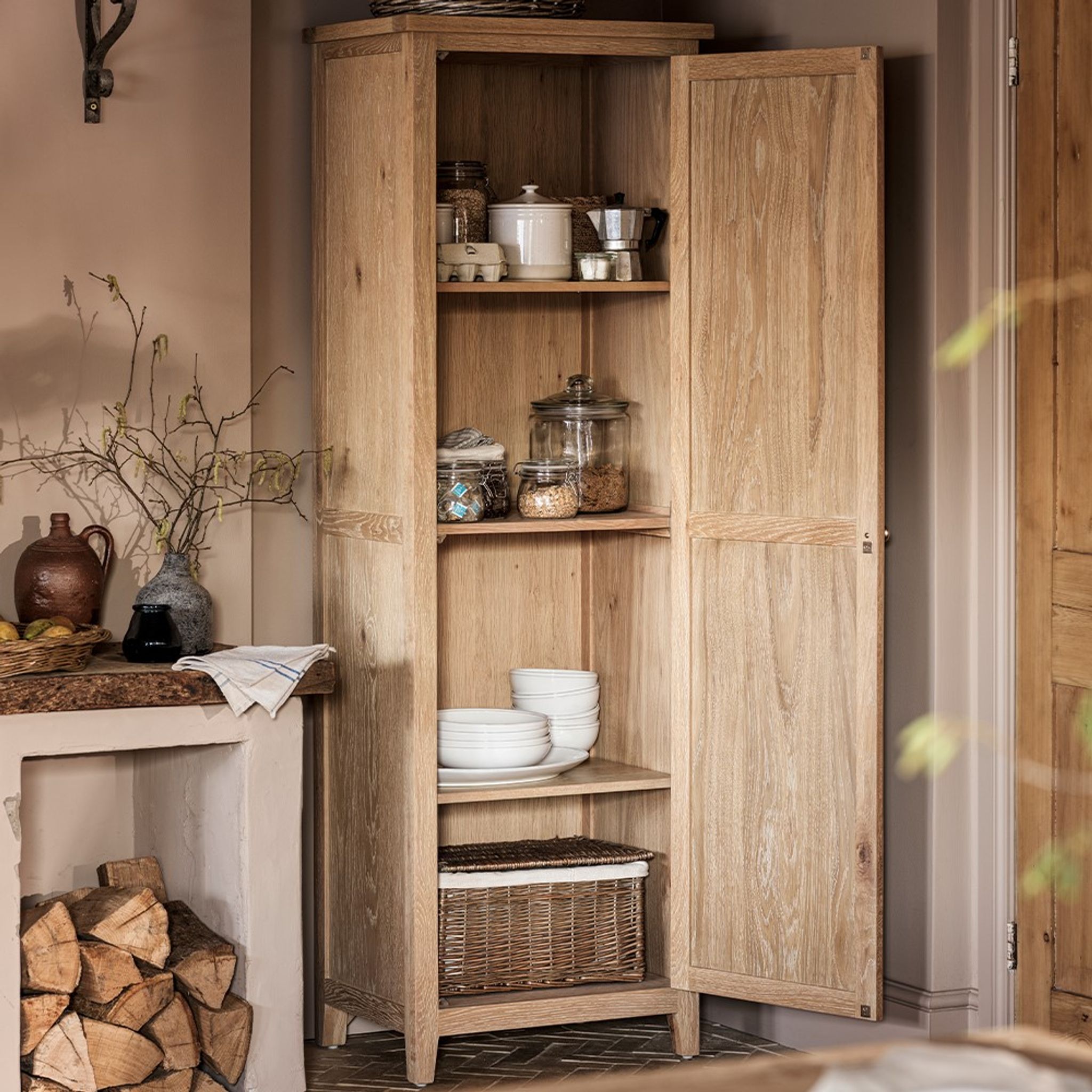 Linen Cupboards | Shaker Cupboards | The Cotswold Company