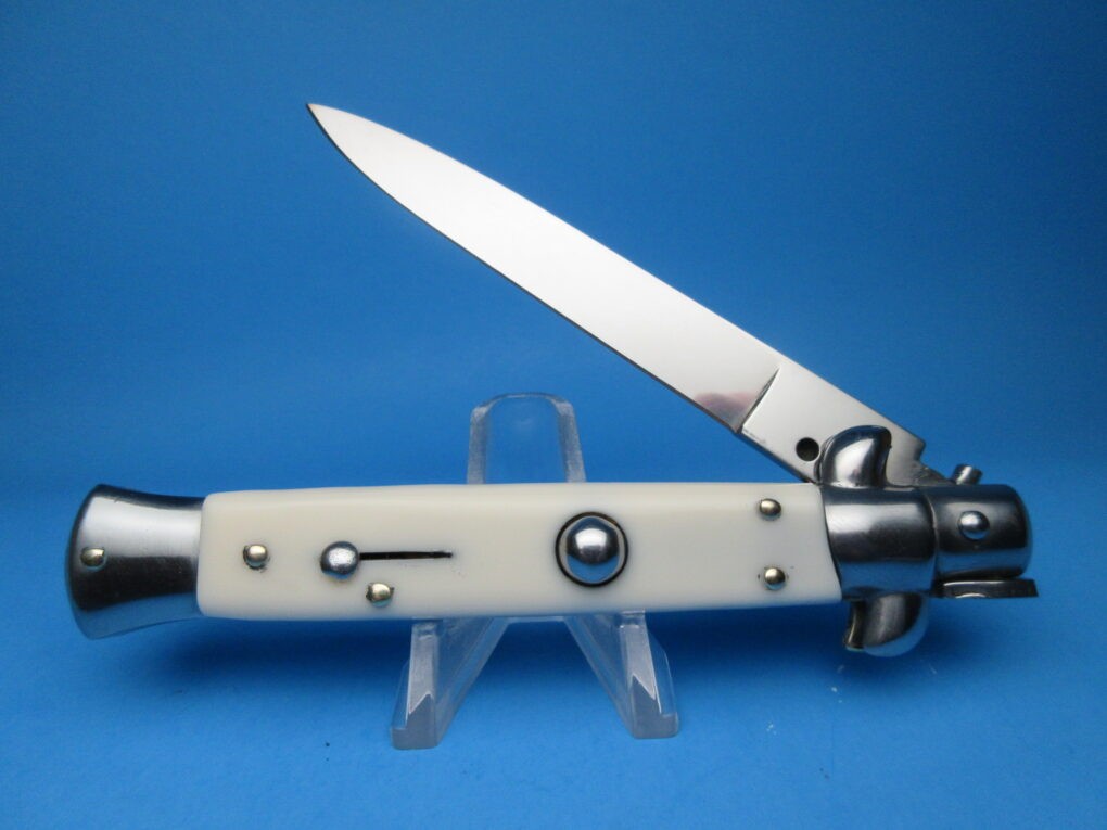 9 Italian Stiletto Switchblades - My Switchblade