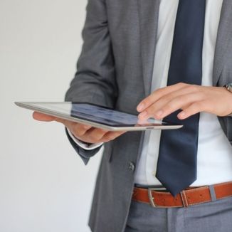 How To Choose The Best Tablet For Business | Concise Guide