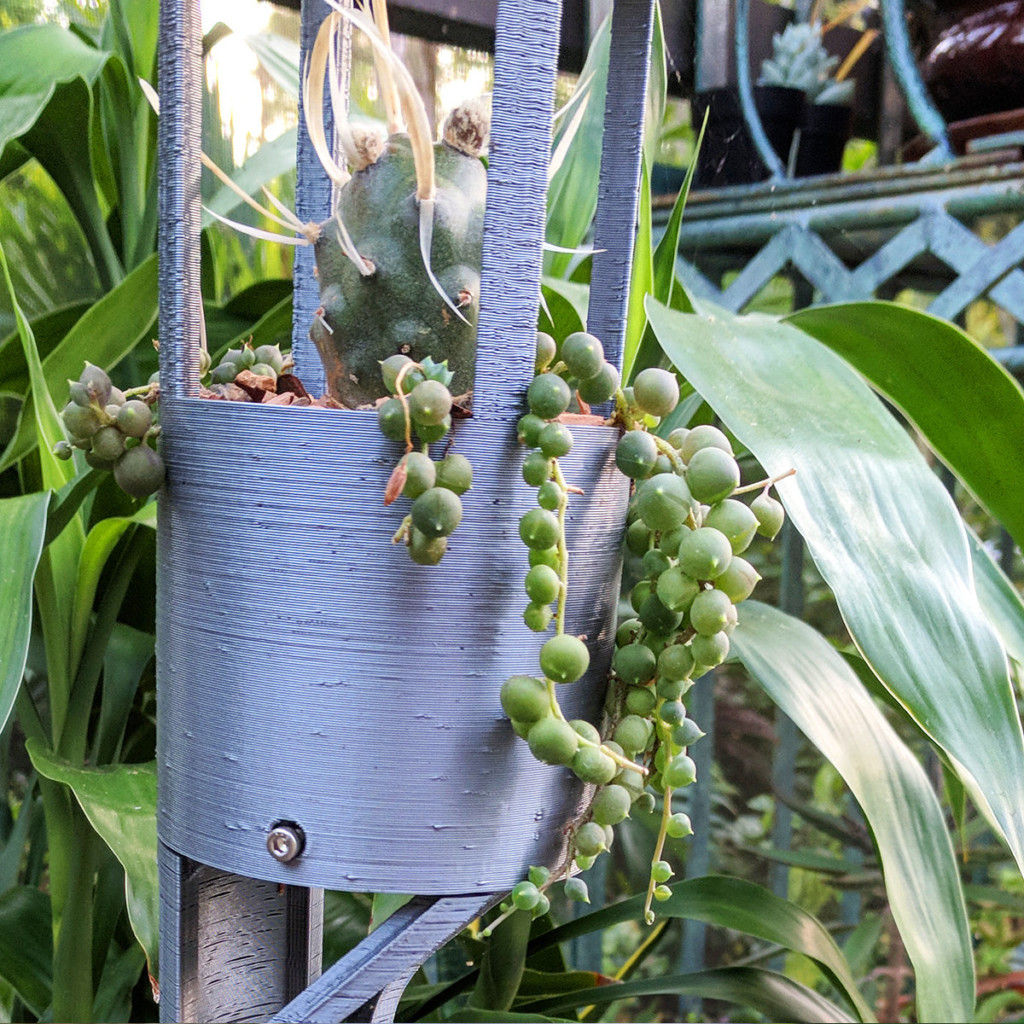 Rocket Vertical Planter | Print A Pot