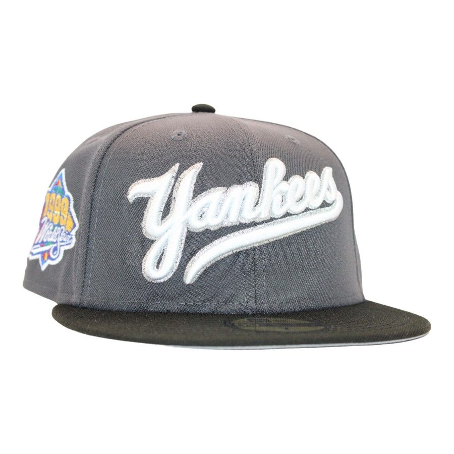 New York Yankees Grey "Mrrod Yankees Script" 1999 World Series Patch ...