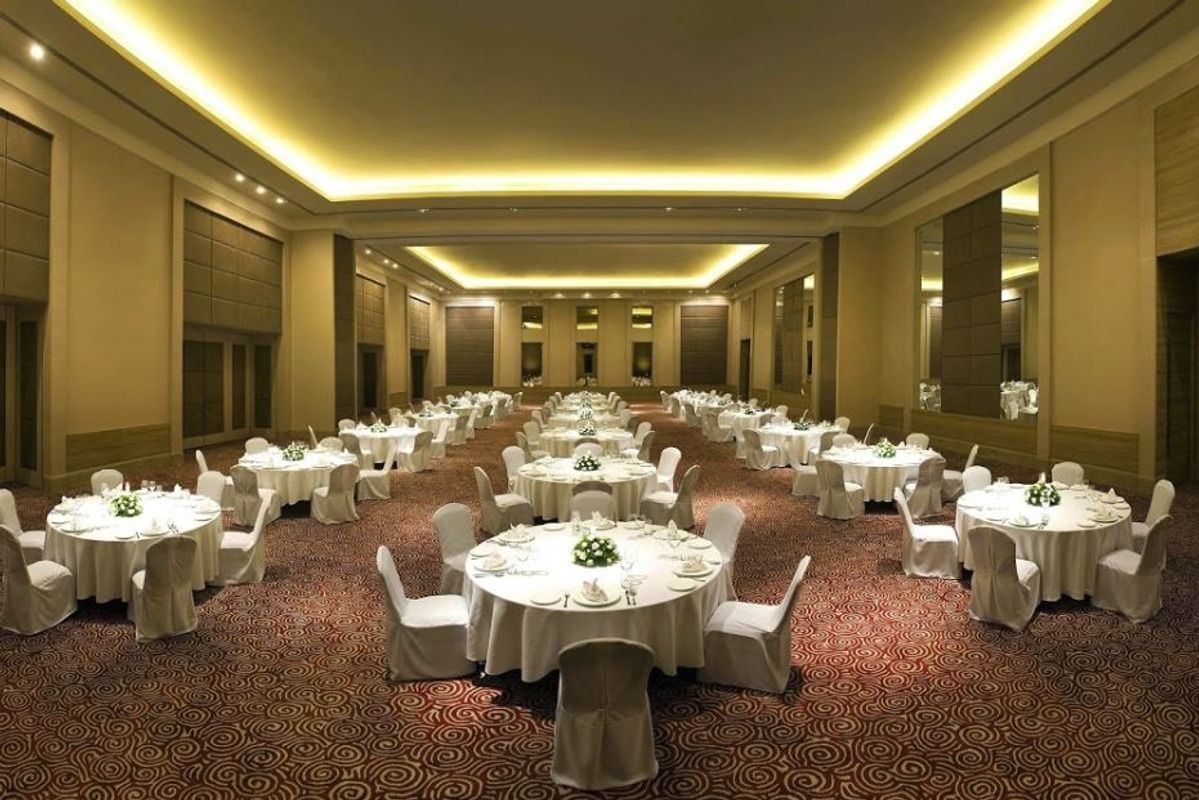 Radisson Blu in Marathahalli, Bangalore | Banquet Hall & Wedding Venue