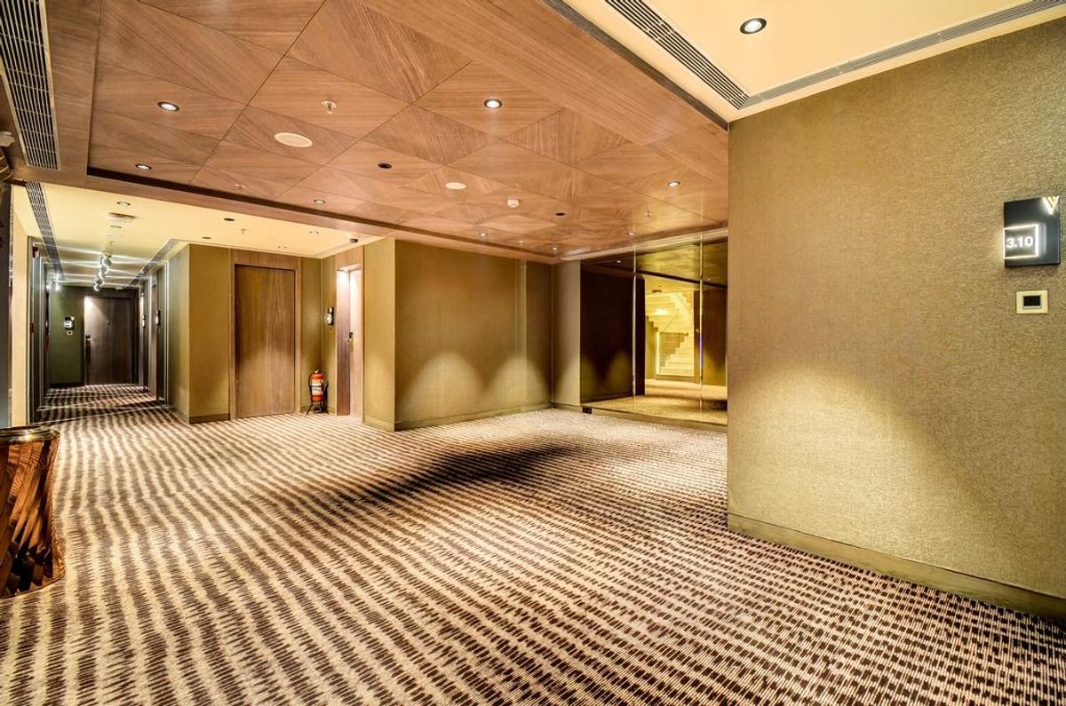 Vividus Hotel in Kumarakrupa Road, Bangalore | Banquet Hall & Wedding Venue