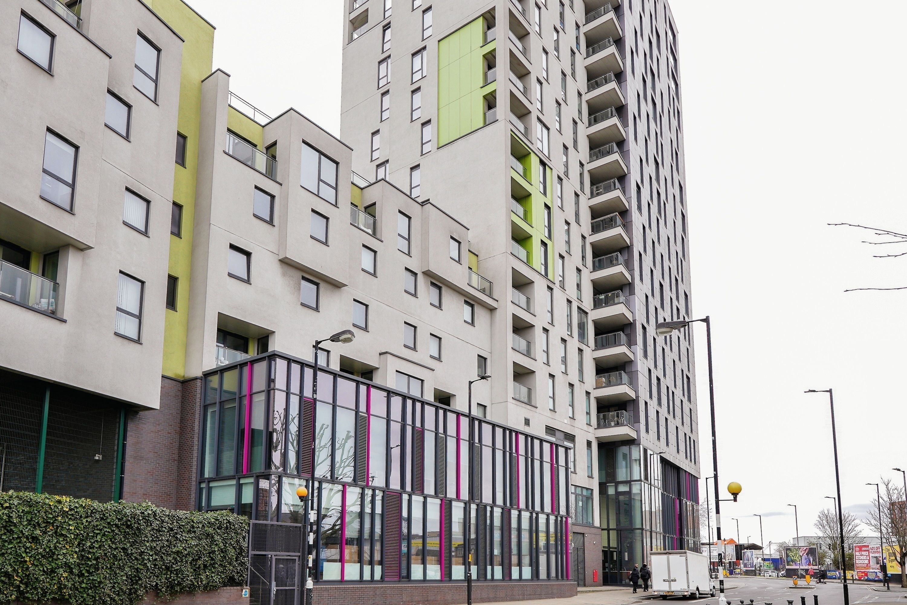 50 Houses & Flats For Sale in London | Purplebricks