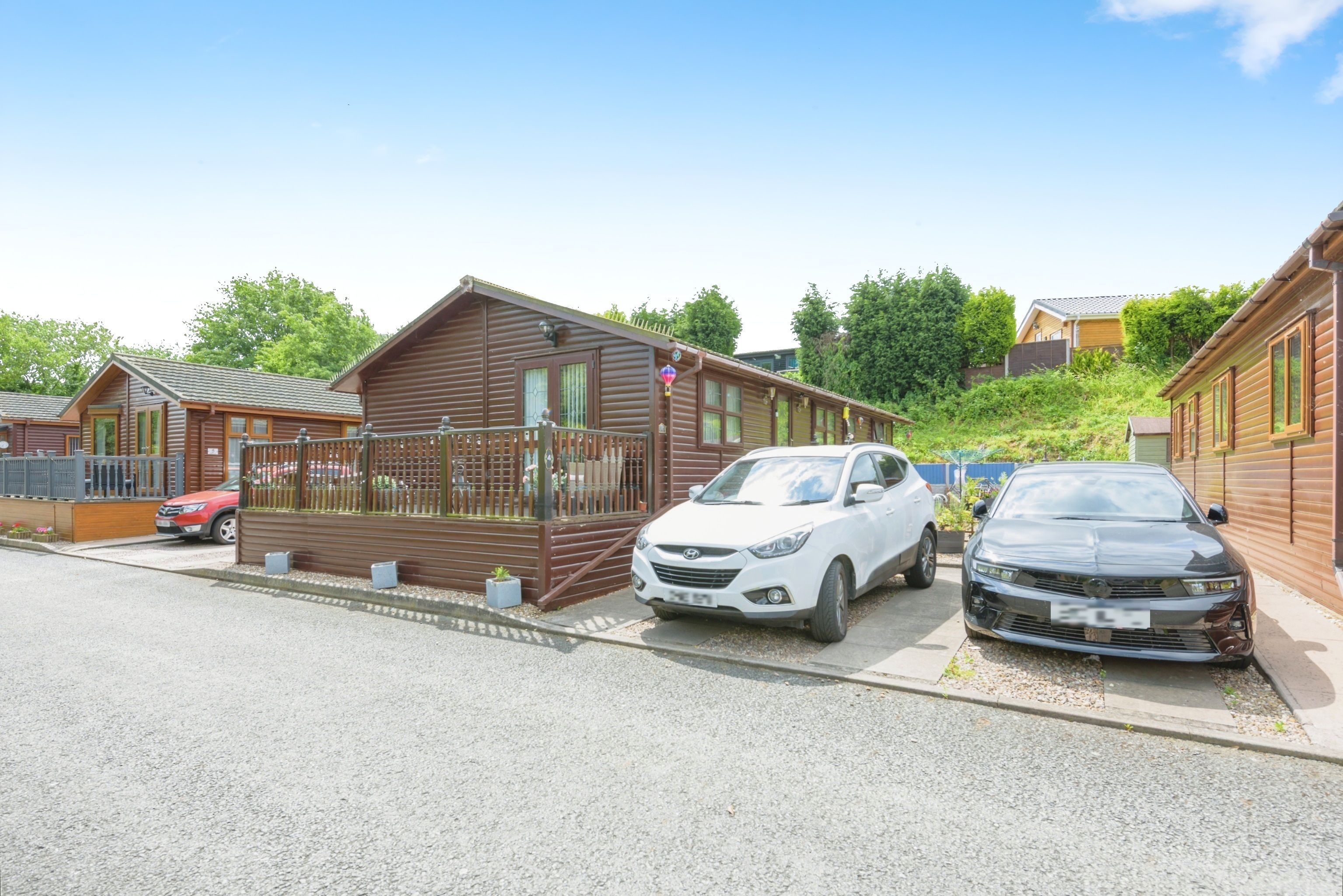 2 Houses & Flats For Sale in Atherstone | Purplebricks