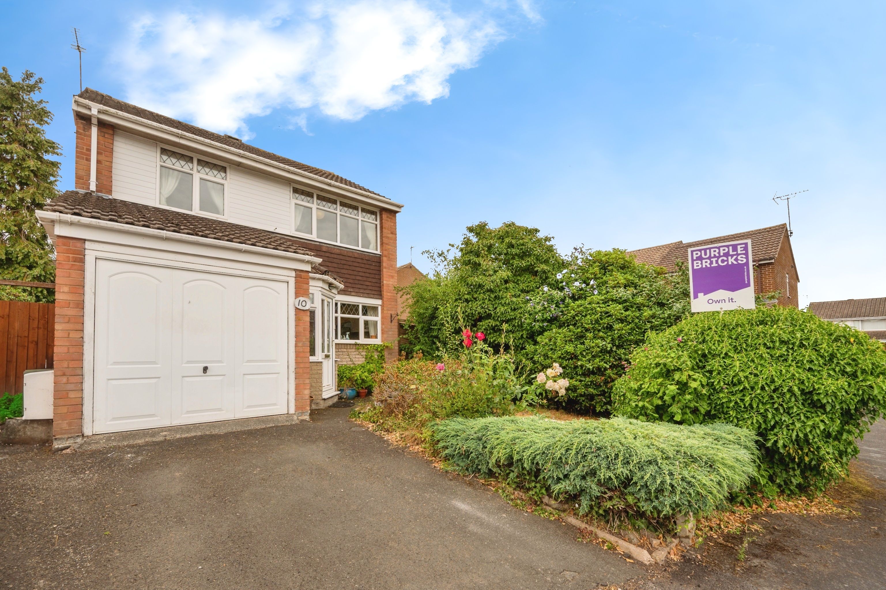 3 Houses & Flats For Sale in Dunley | Purplebricks