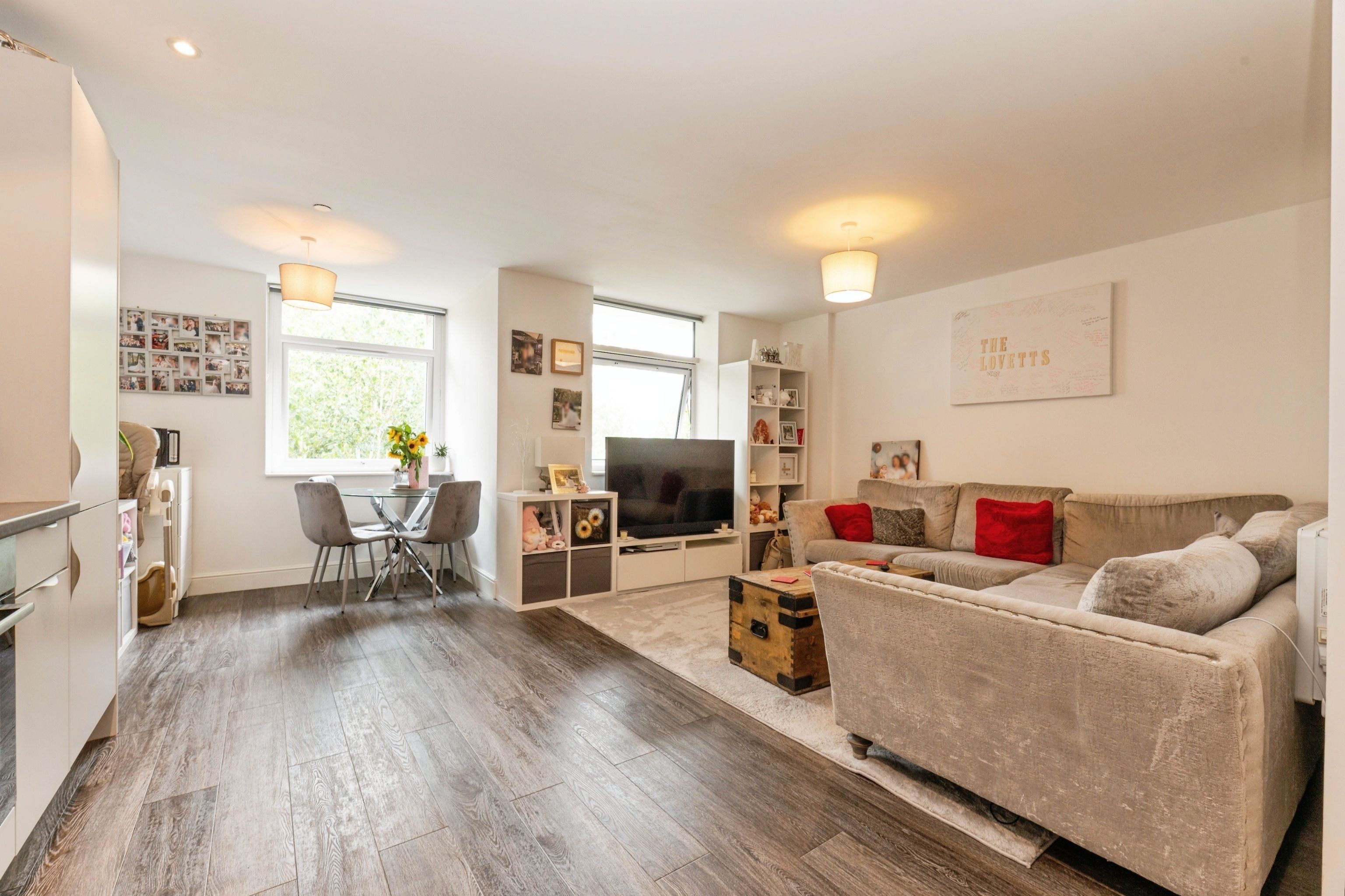 Chertsey Property For Sale | Purplebricks