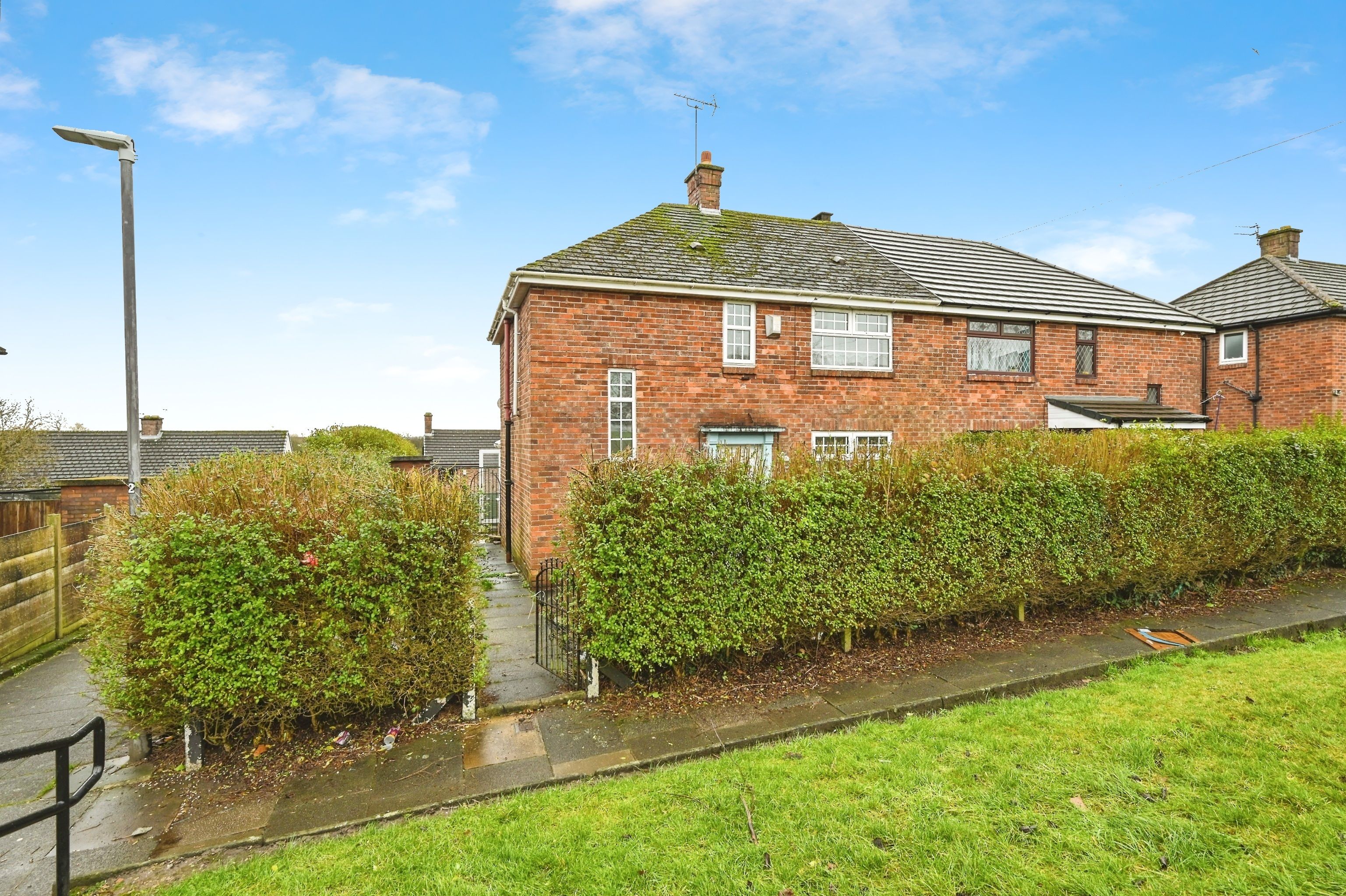 9 Houses & Flats For Sale in Billinge | Purplebricks