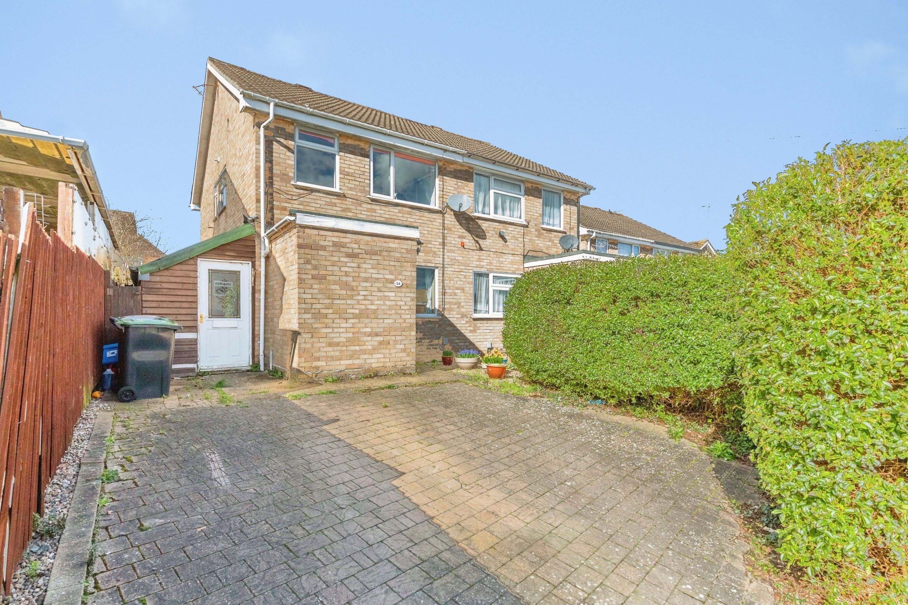 8 Houses & Flats For Sale in Wellingborough | Purplebricks