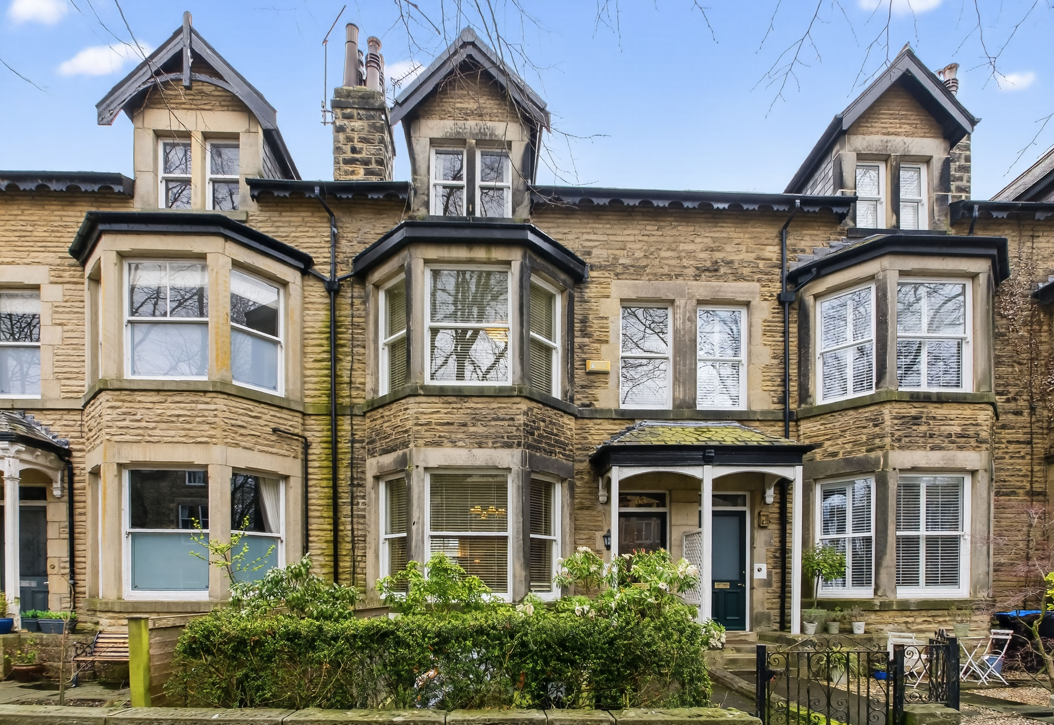 2 Houses & Flats For Sale in Harrogate | Purplebricks